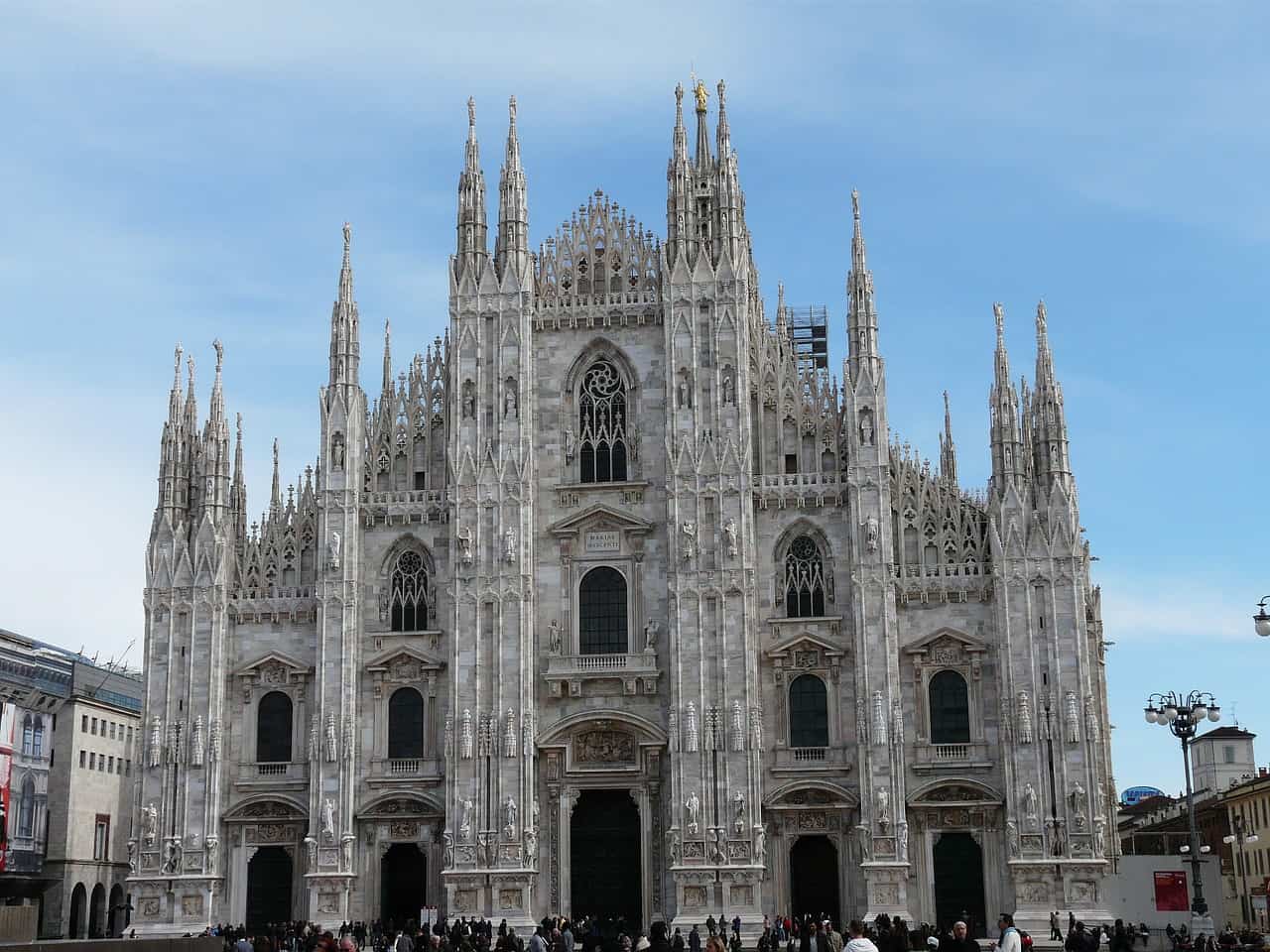 5 Quick Reasons to Move to Italy – GoExpat
